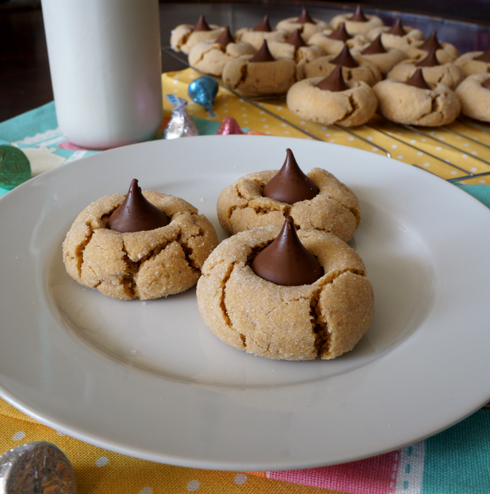 peanut butter blossom cookies - The Baking Fairy