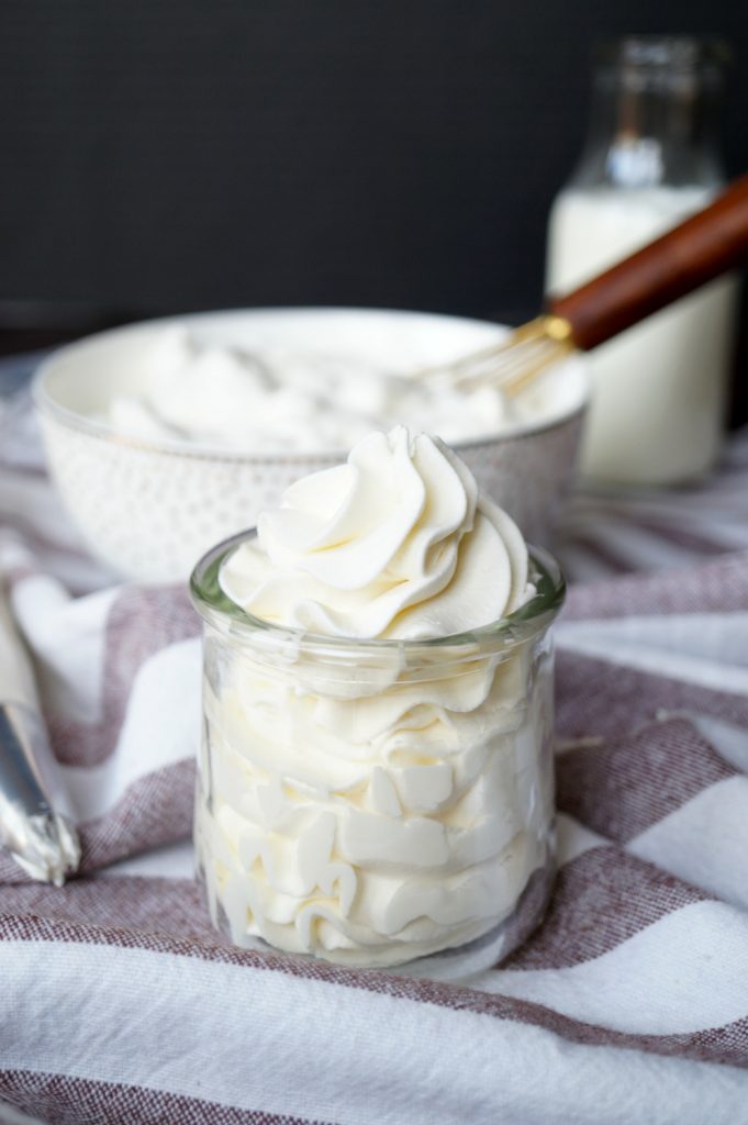 the easiest stabilized whipped cream - The Baking Fairy