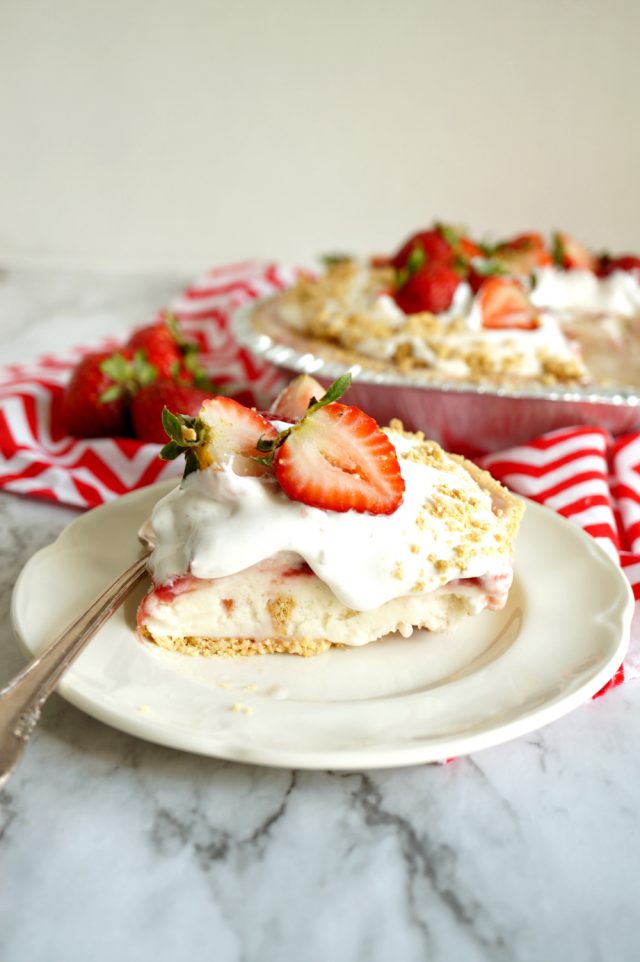 no-bake strawberry shortcake ice cream pie - The Baking Fairy